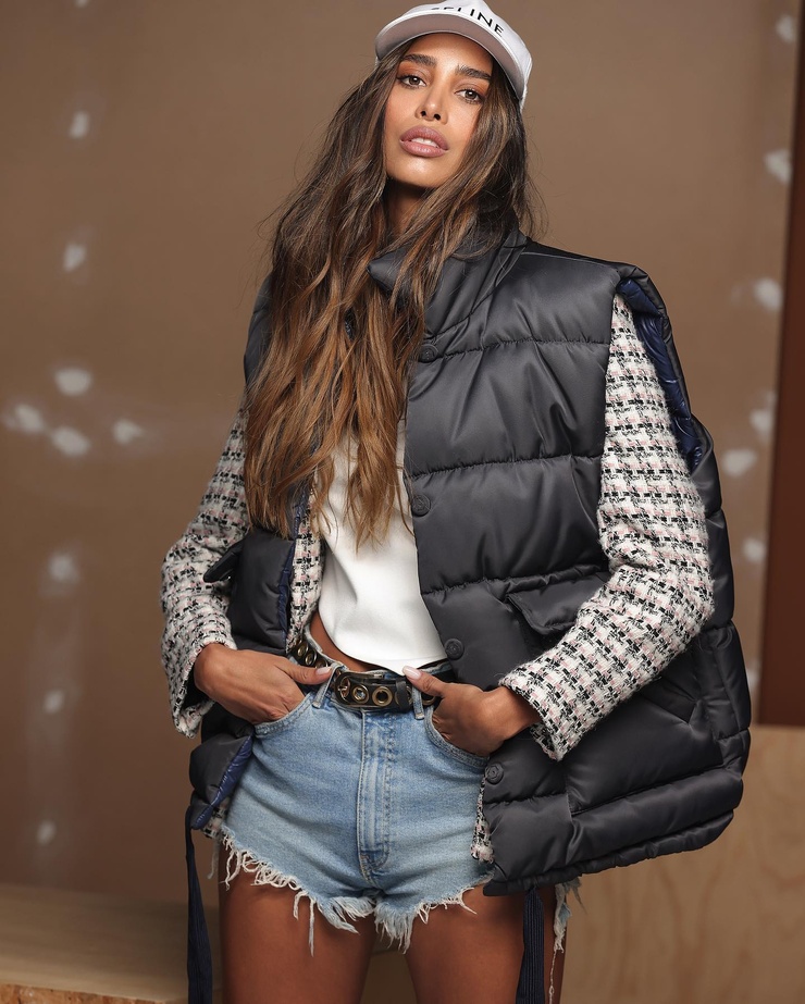 Victoria Gonzalez model picture