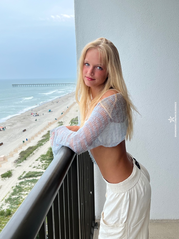 Picture of Natalie Grace