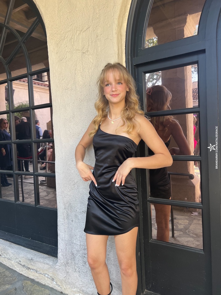 Picture of Natalie Grace