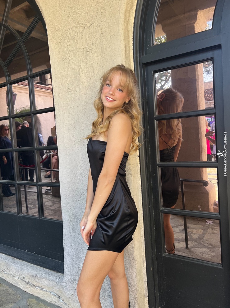 Picture of Natalie Grace