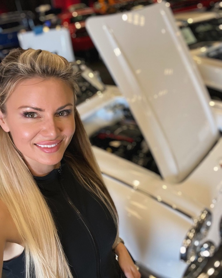 Picture of April Rose