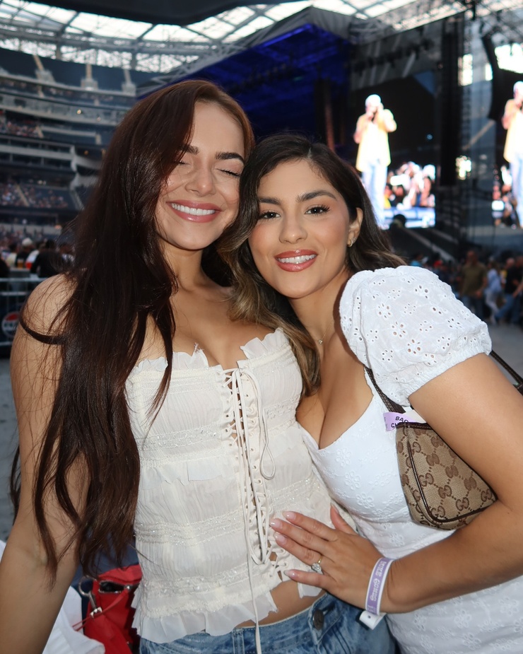 Picture of Oana Gregory