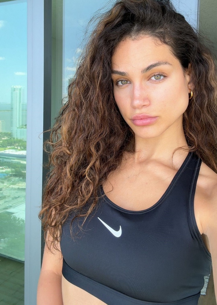 Picture of Evelyn Yanez