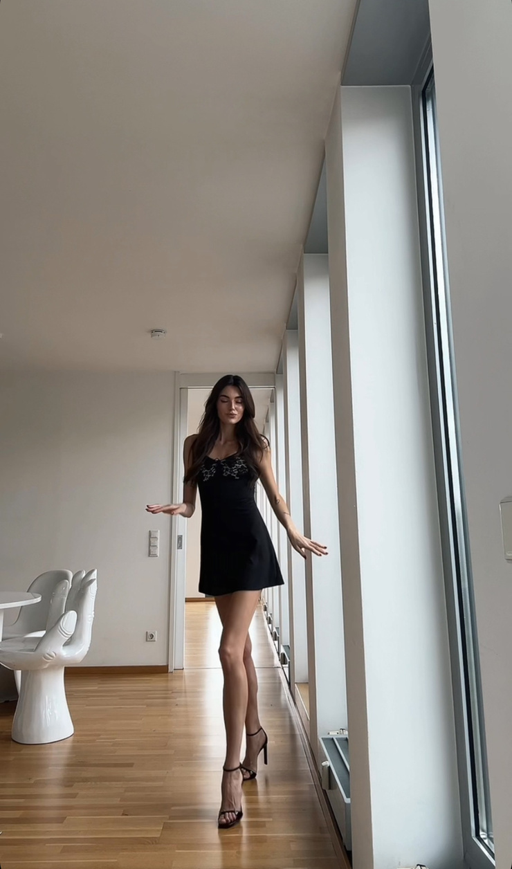 Picture of Celine Bethmann