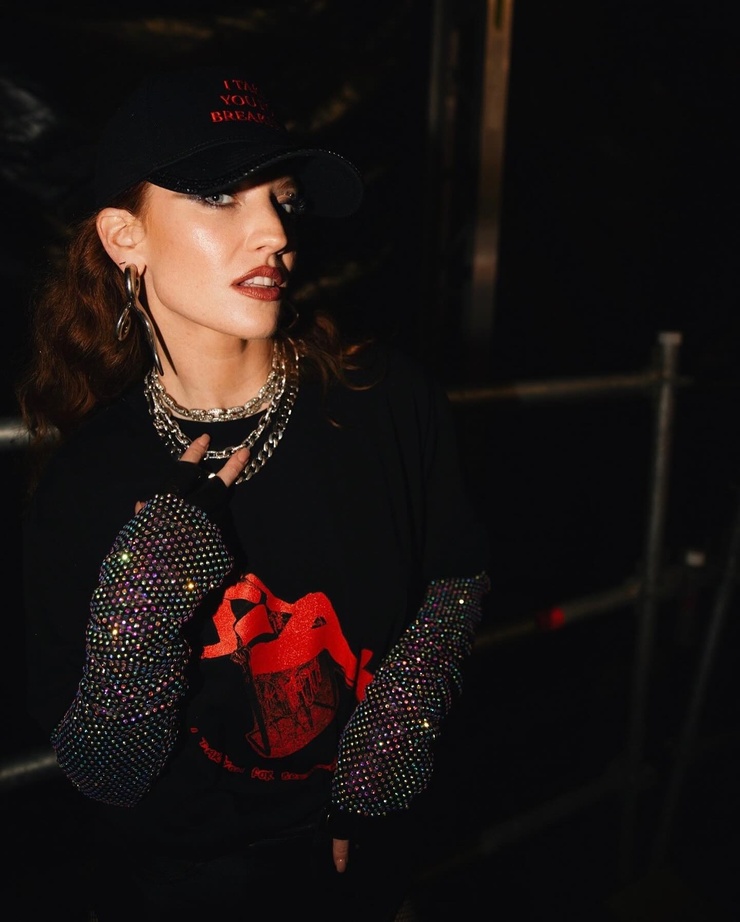 Picture of Jess Glynne
