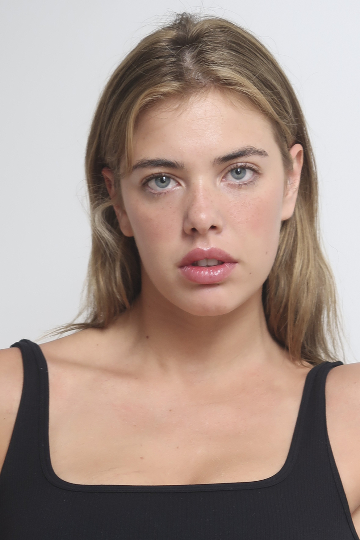 Picture of Ali Hutton