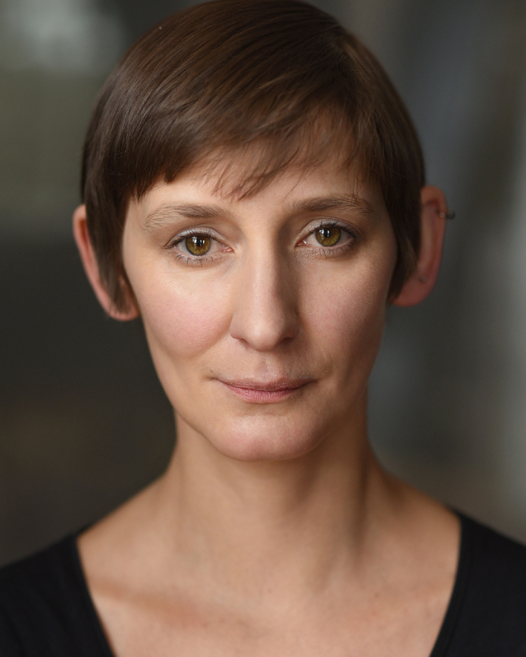 Laura Elphinstone picture