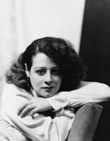 Picture of Lenore Ulric