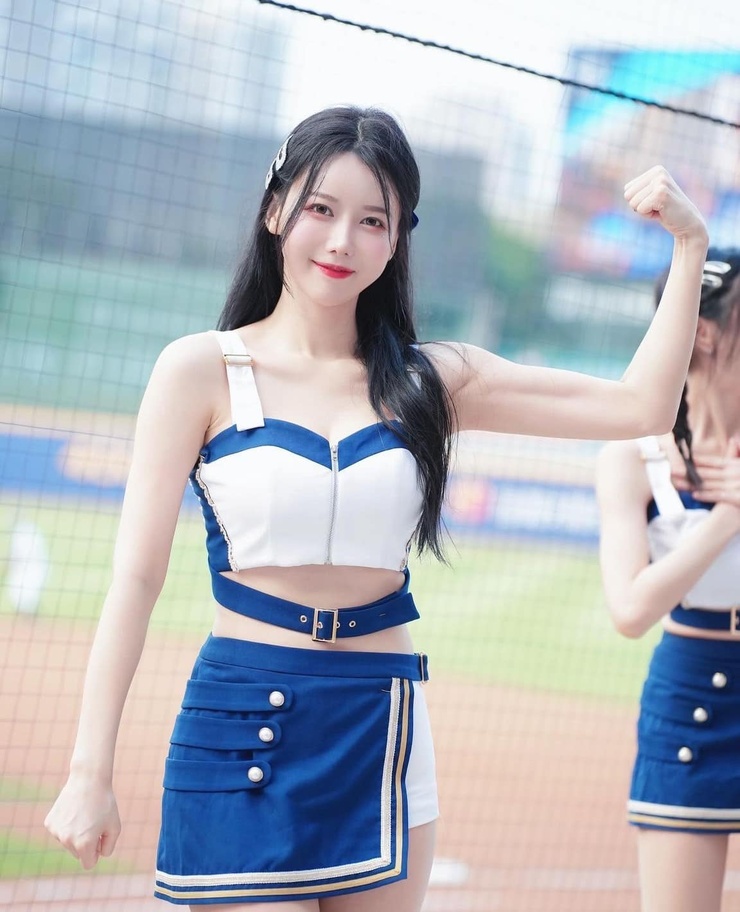 Picture of Lee Ayoung (이아영 / 李雅英)