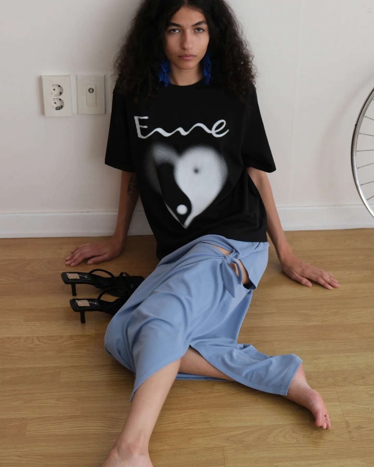 Picture of Aline Santos model