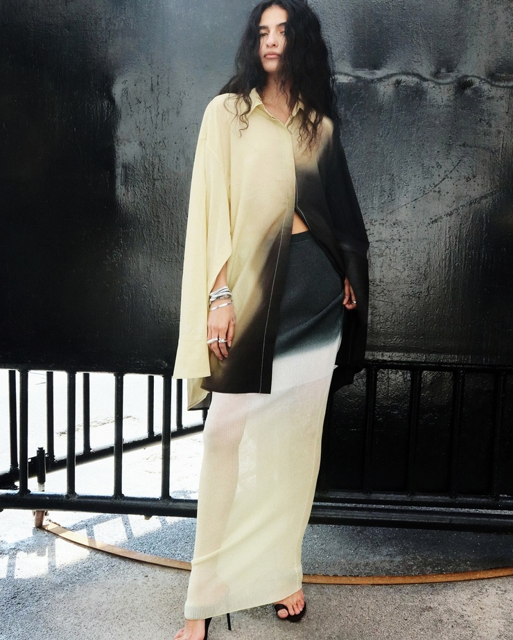 Picture of Aline Santos model