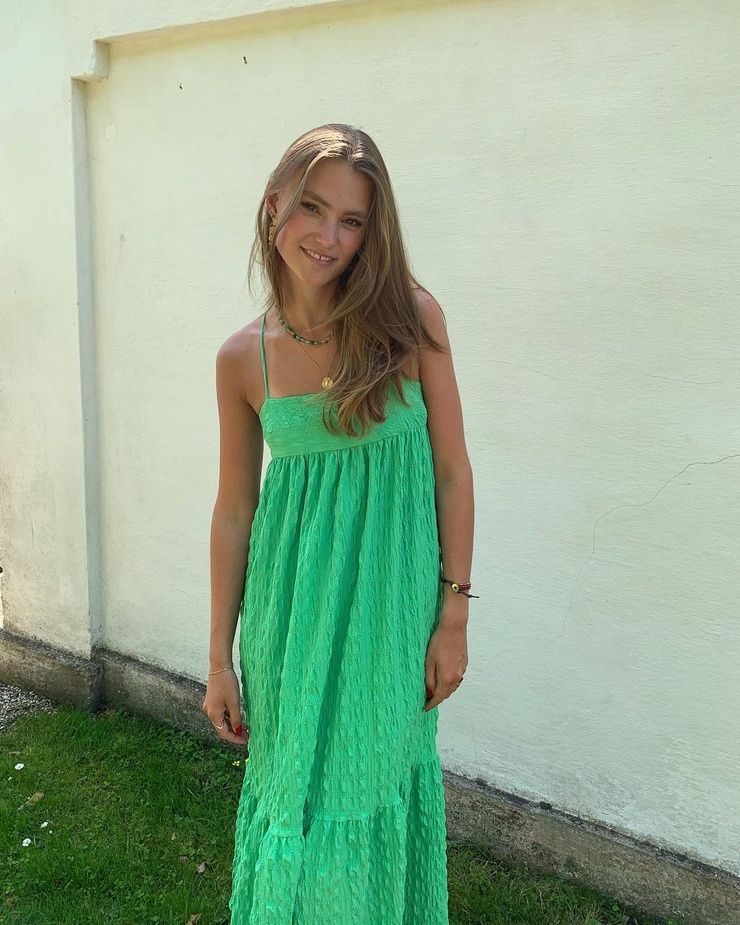 Image of Julie Pedersen