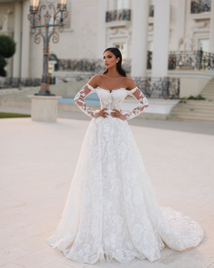 Oriola Marashi image