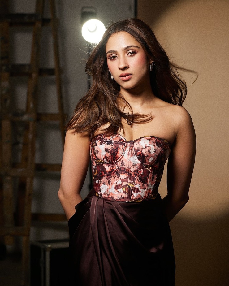 Picture of Pashmina Roshan