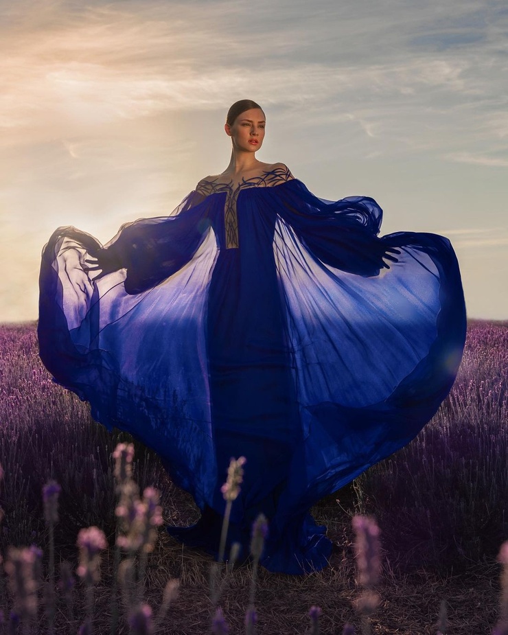 via Instagram (@vikalevina__)