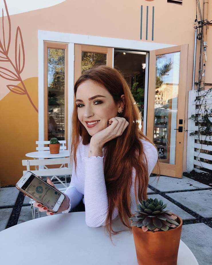 via Instagram (@xomissdanielle)