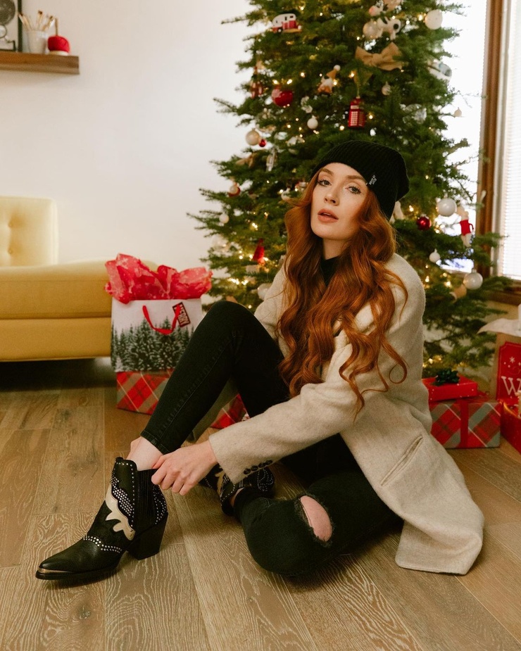 via Instagram (@xomissdanielle)