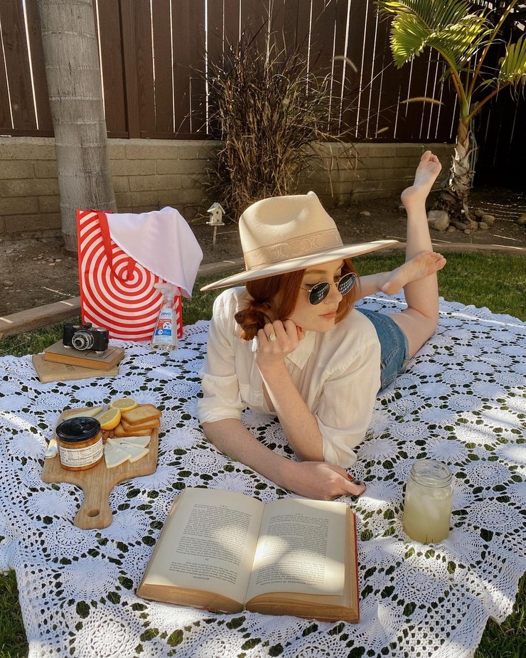 via Instagram (@xomissdanielle)