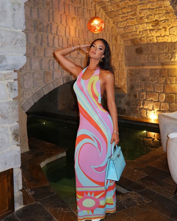 Oriola Marashi picture