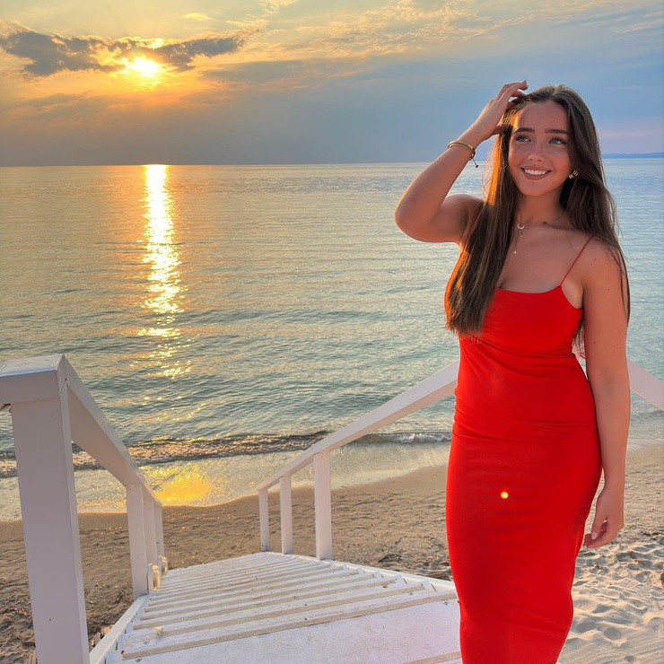 Picture of Lucy Thomas