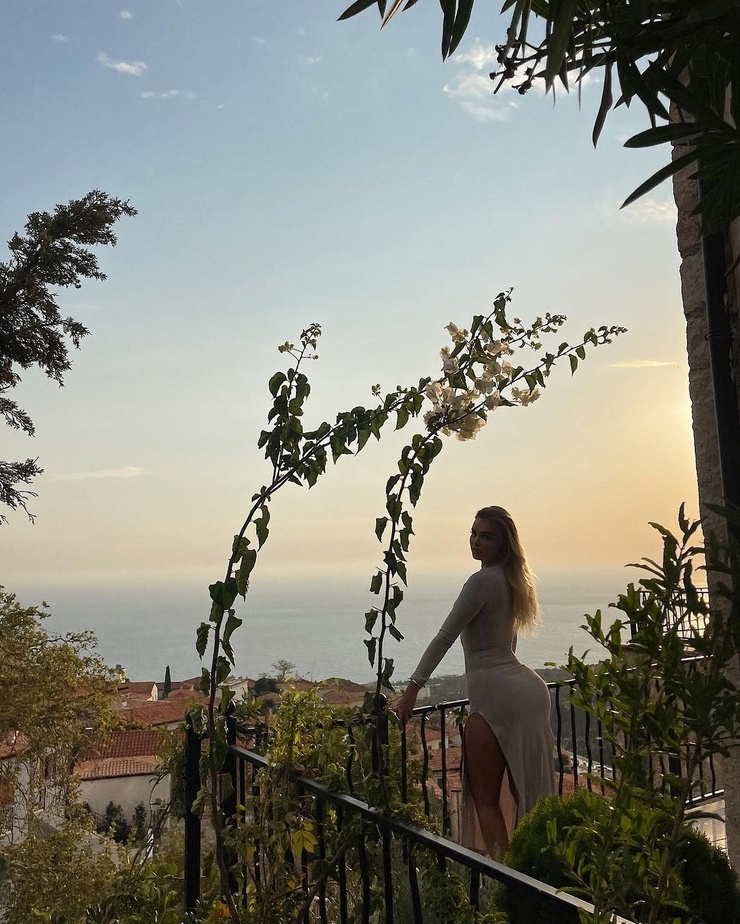 Picture of Uresa Zogu