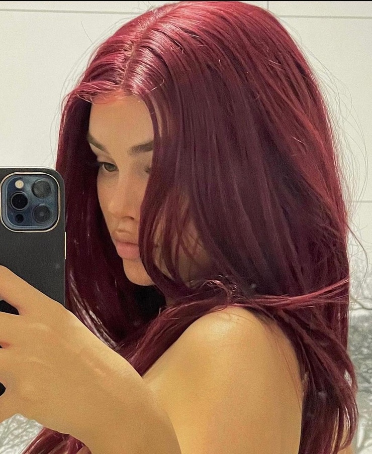 Picture of Uresa Zogu