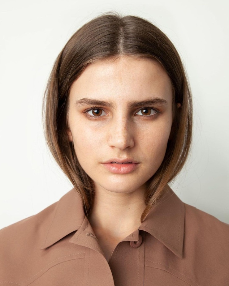 Picture of Ella Sloane