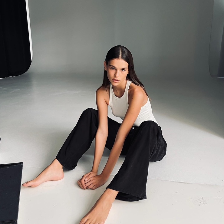 Picture of Manon Neny