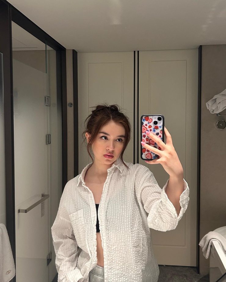Picture Of Anna Cathcart