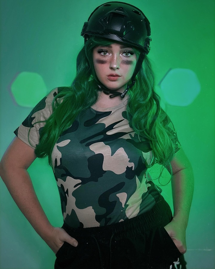 Picture of Michaela Lee