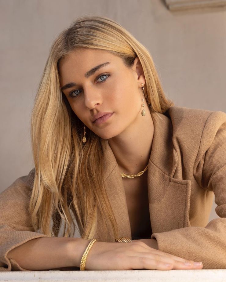 Taylor Moore I image