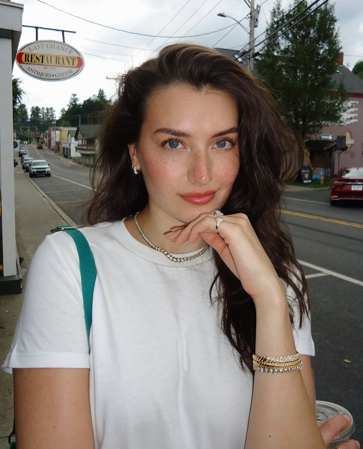 Picture of Jessica Clements