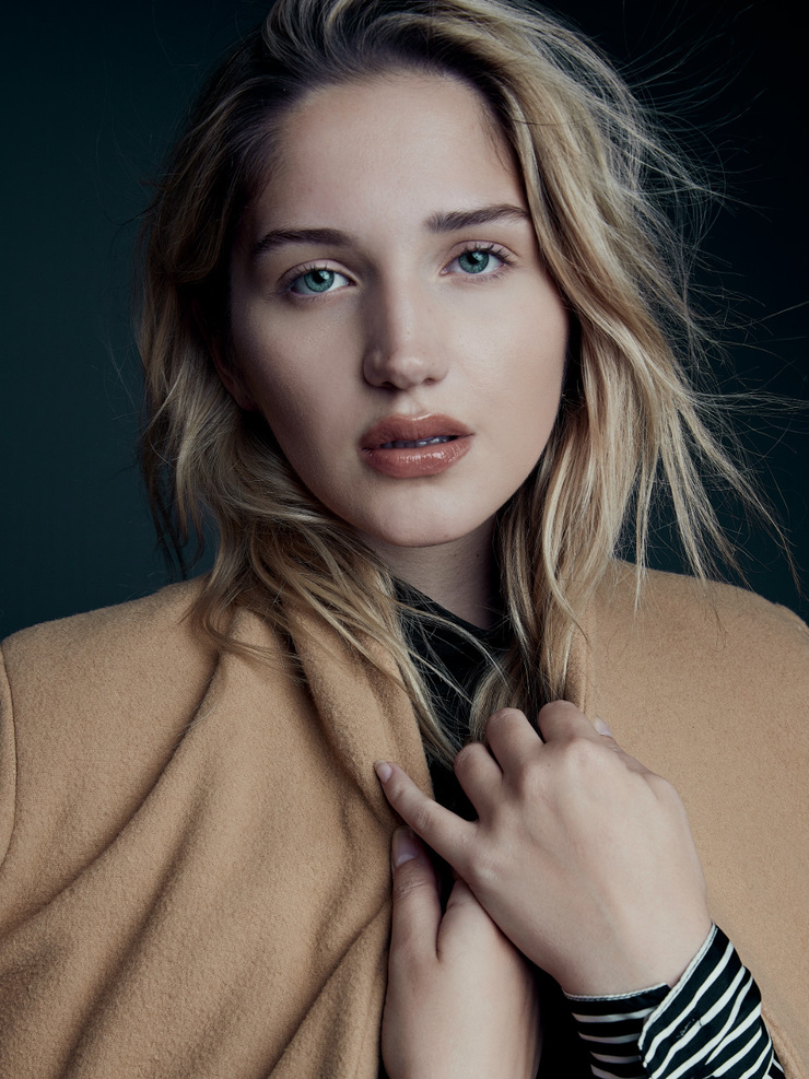 Lynnea Smith picture