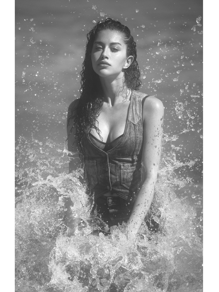 Caroline Jayna picture