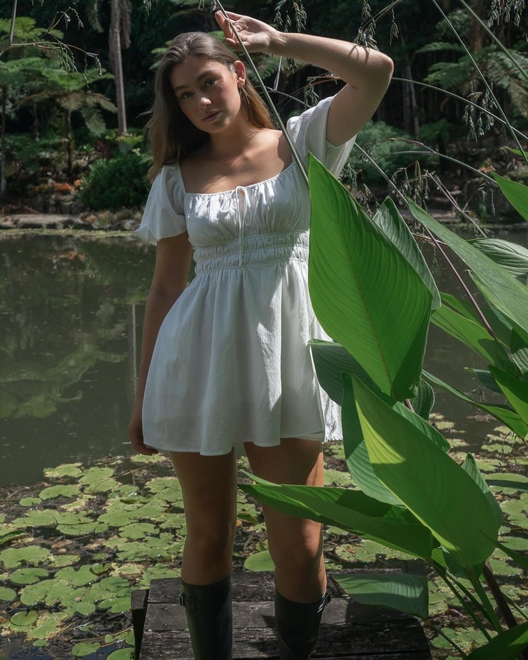 Picture of Aimee Logan model