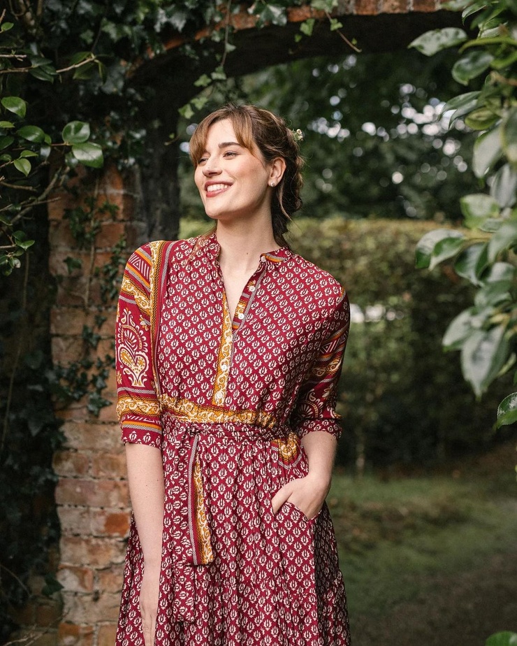 Hope Foster image
