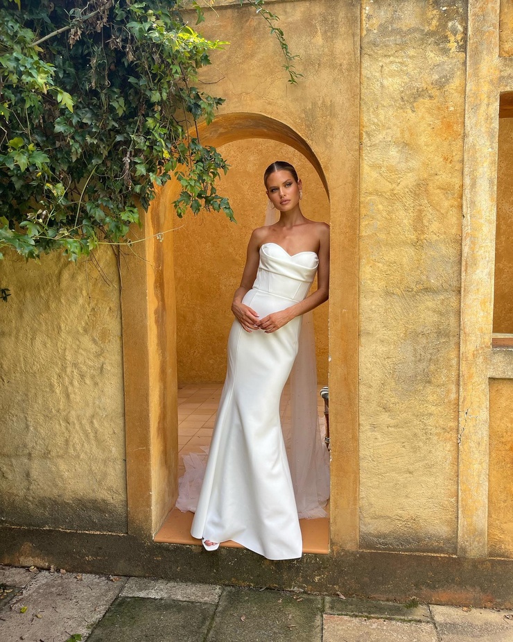 Image of amelia ross