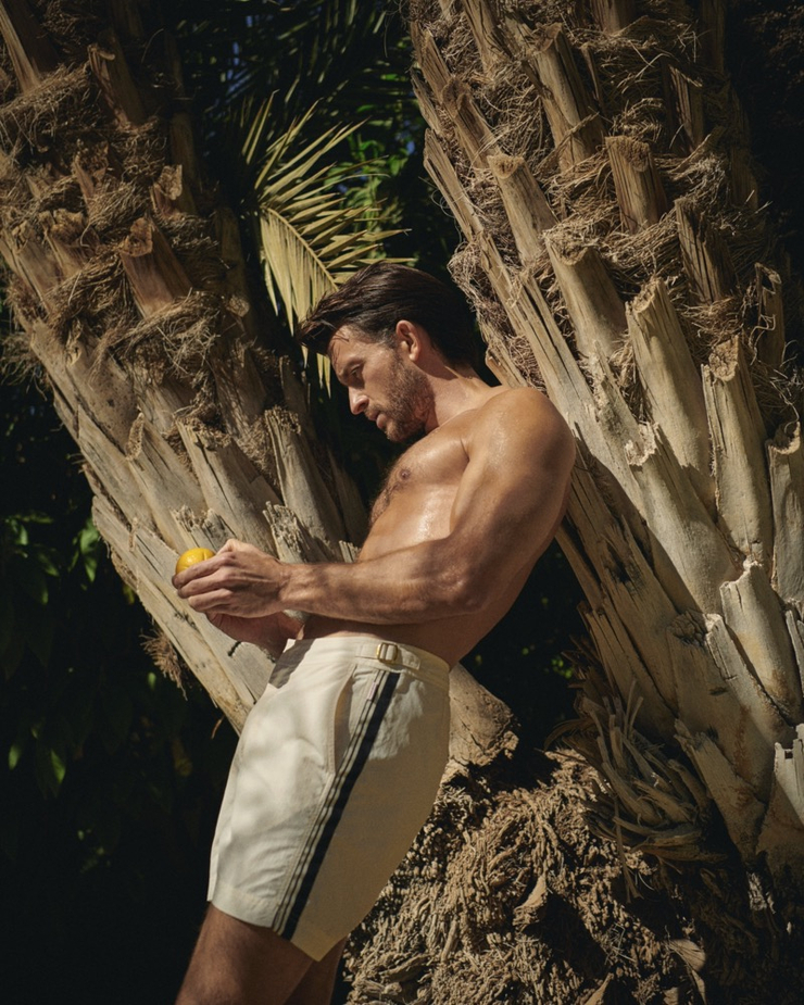 Jonathan Bailey image