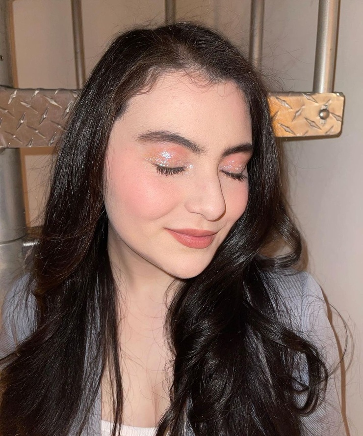 Picture of Lilla Crawford