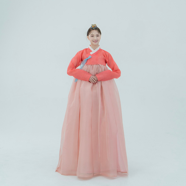 Image of Maria Emelyanova