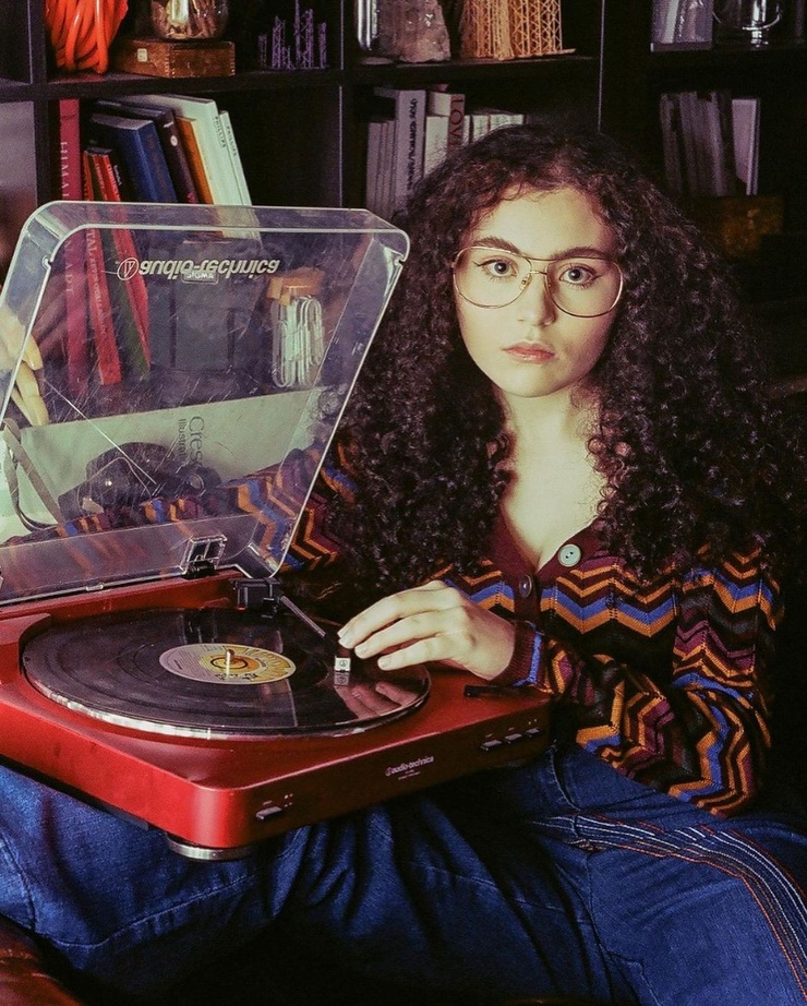 Picture of Lilla Crawford