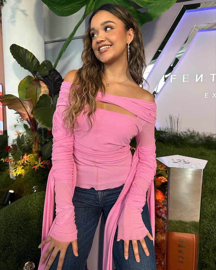 Picture of Madison Bailey