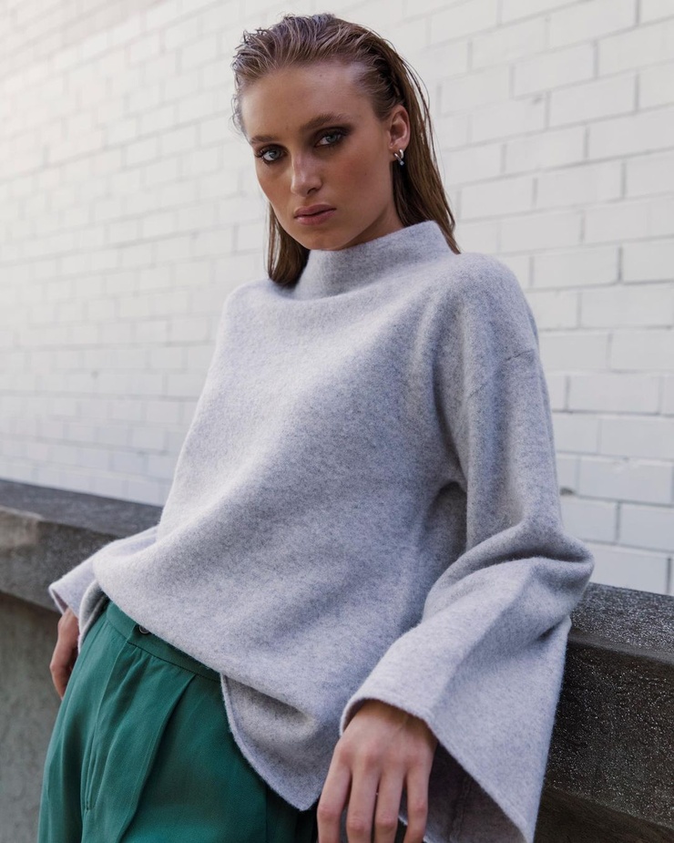 Olivia Williams model image