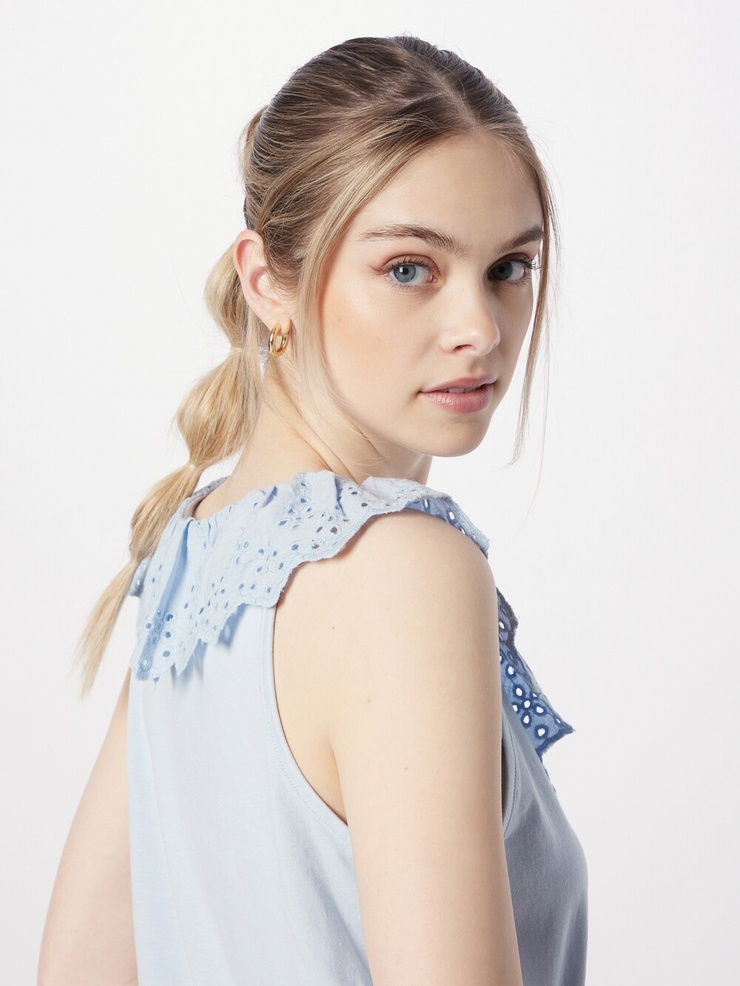 Selina Kuschel image