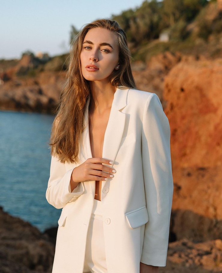 Picture of YULIIA SHEVCHENKO