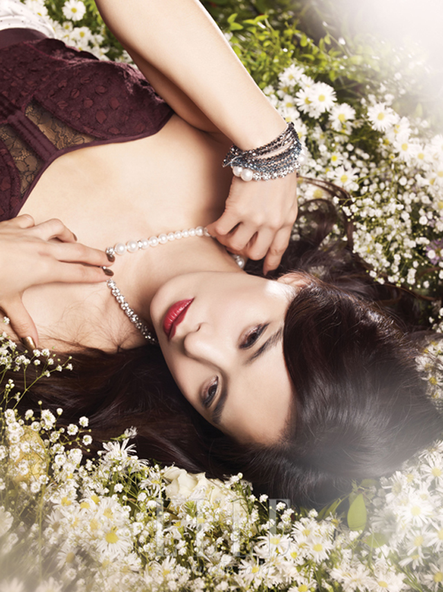 Hye-Young Jung image