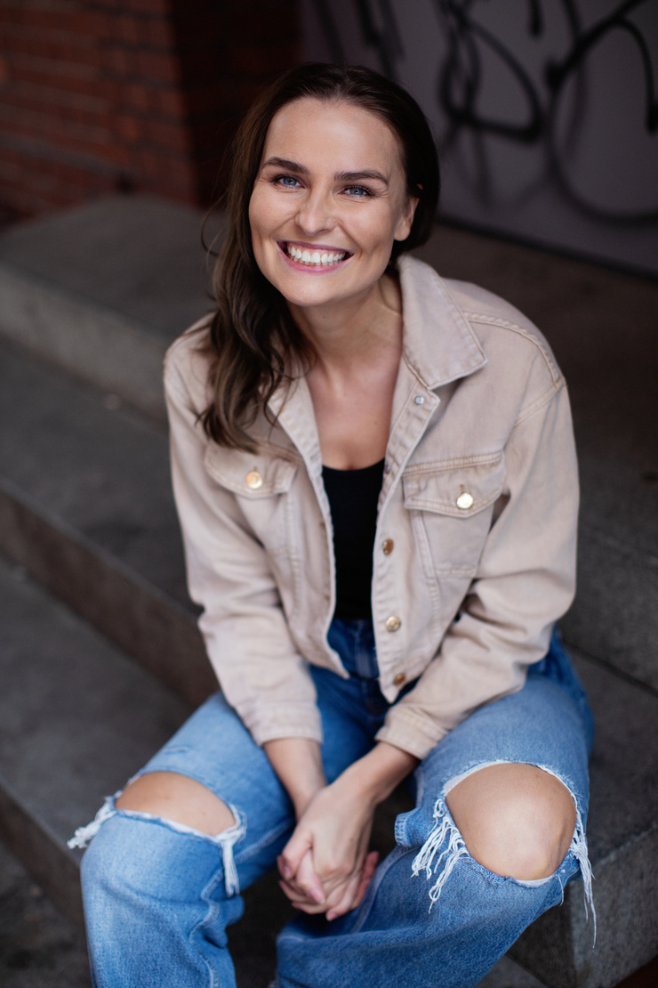 Picture of Jana Riva