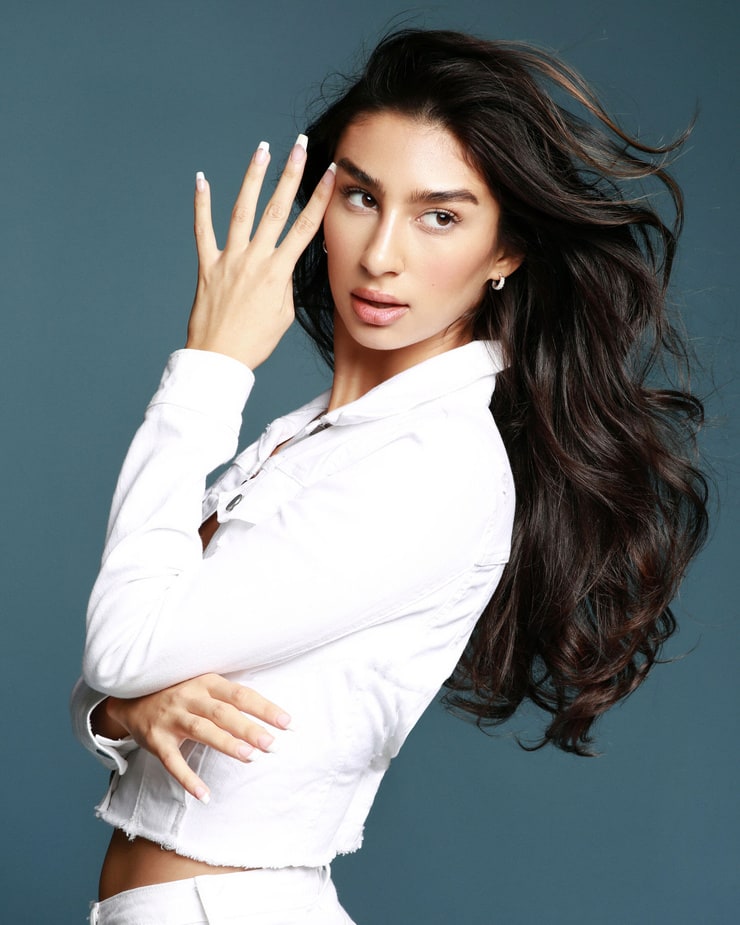 Eva Marie Navarro picture