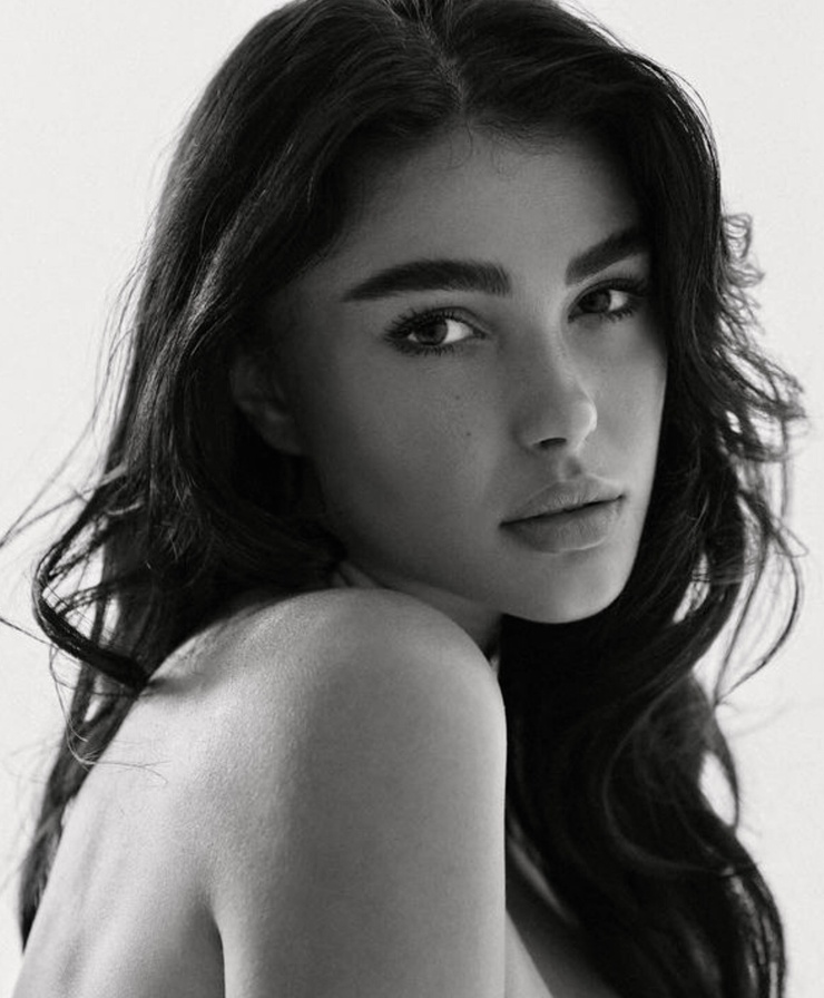 Image of Eva Navarro