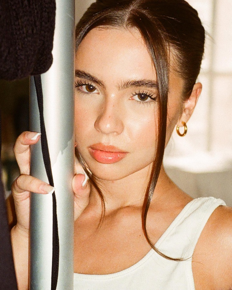 Picture of ELLIE O'NEILL